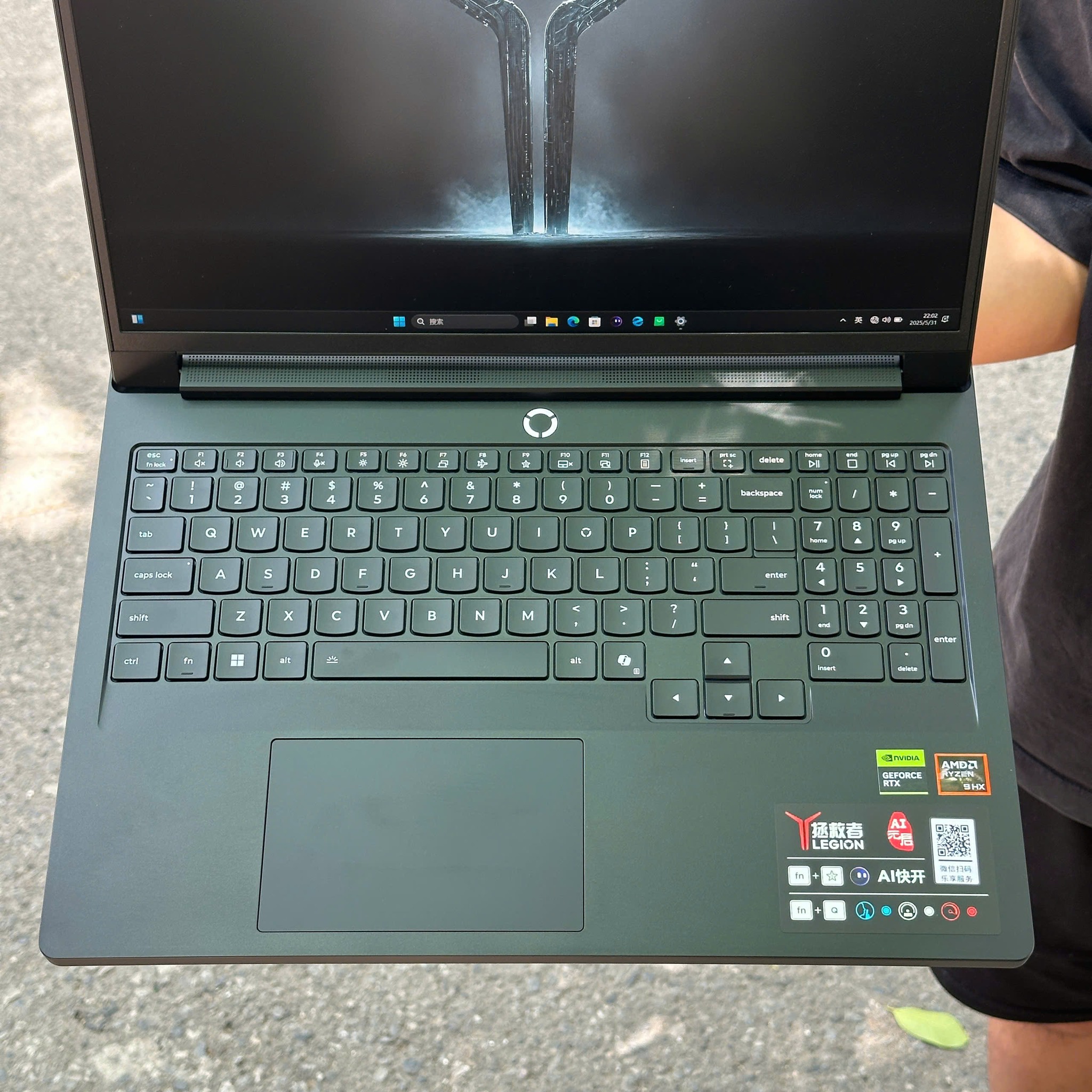 Lenovo Legion Pro 5 2025 R9000P (Mới 100%) | Giá 31Tr